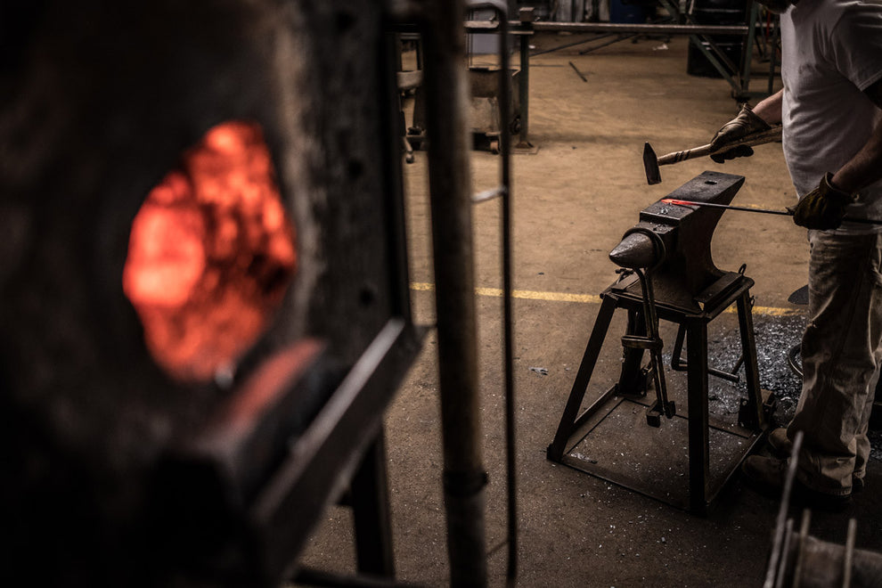 Amity Iron Side Table – Urban Forge